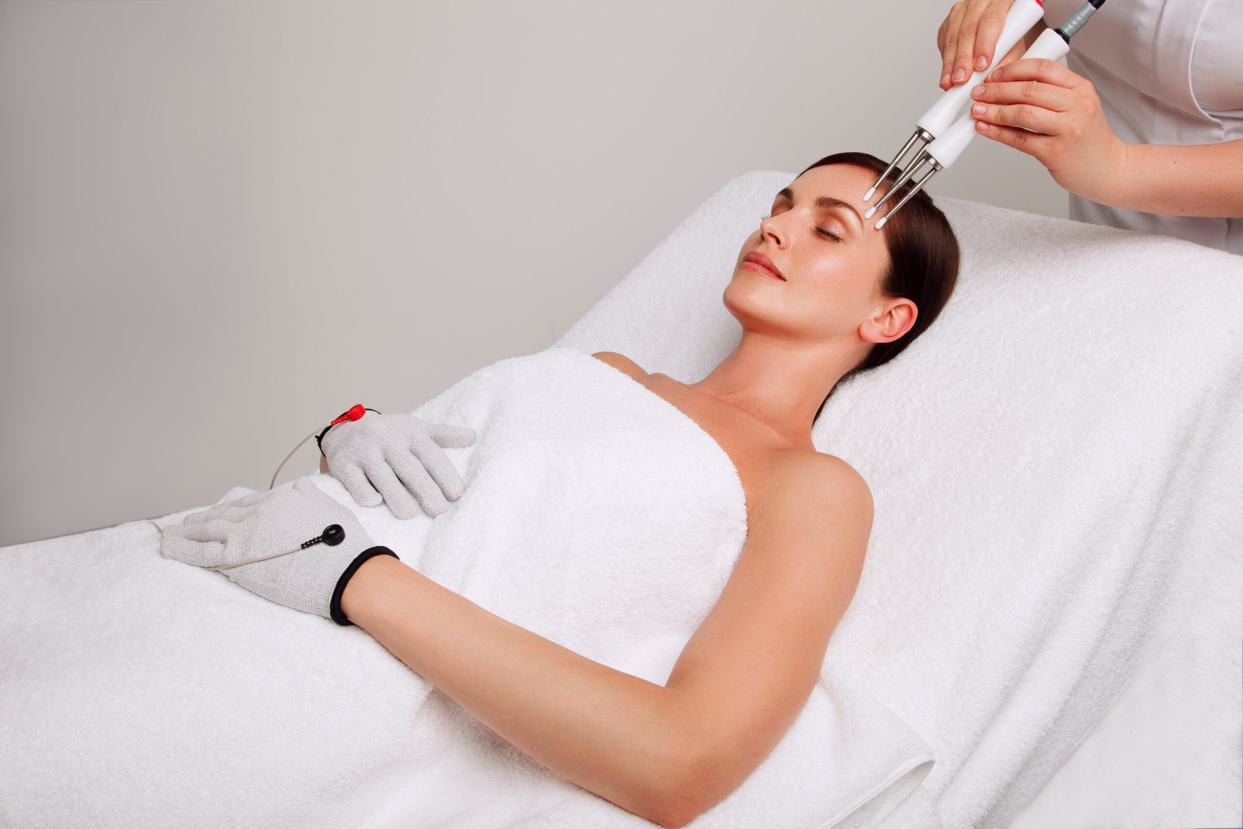 Couple up with CACI this Valentine’s Day | CACI Beauty